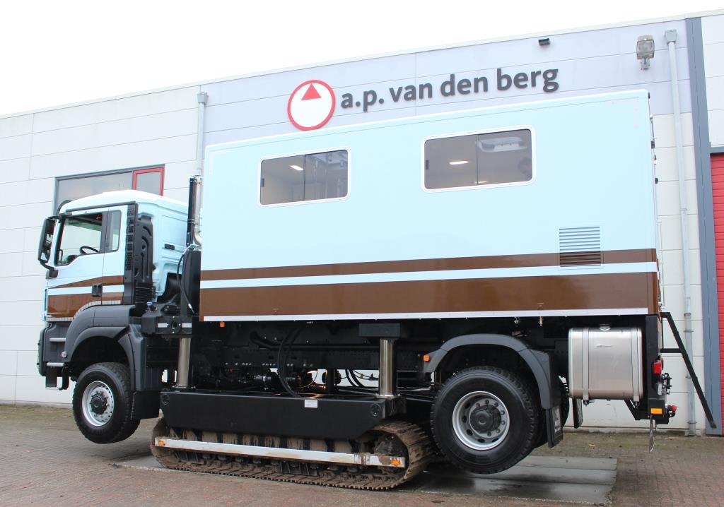 CPT Truck with tracks (Track-Truck) - A.P. van den Berg